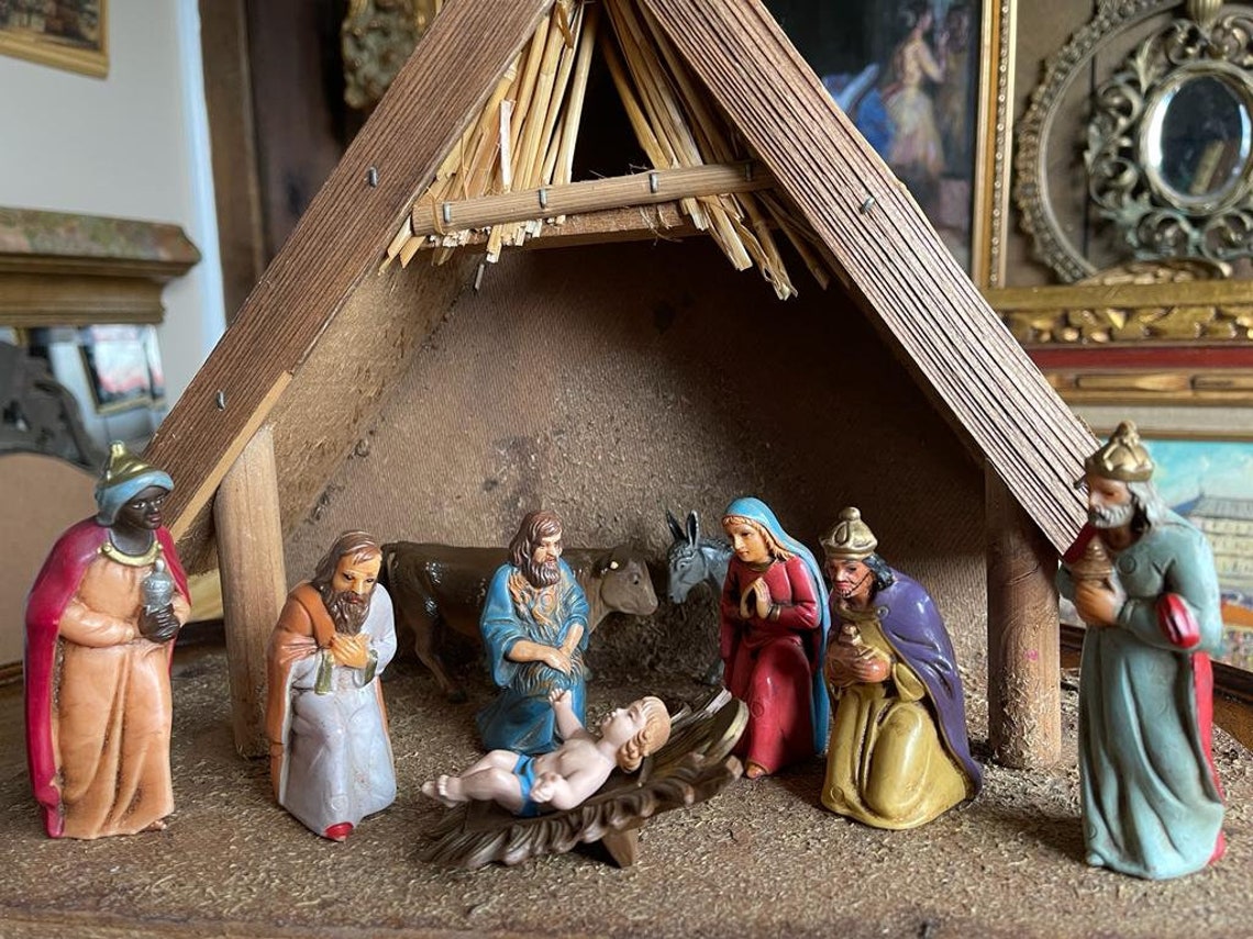 Antique Amazing Hand Painted 7 Pieces Nativity Set With a - Etsy