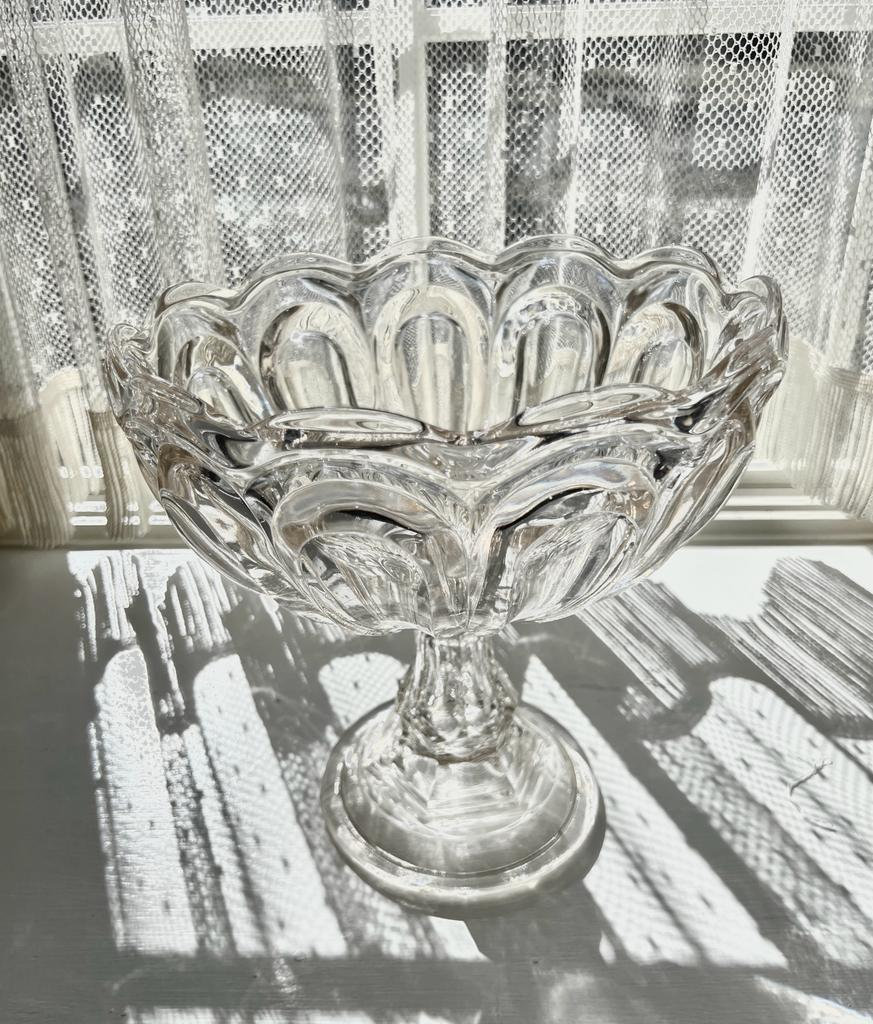 Clear Glass Compote With Pedestal Base. Serving Dish 12 Scallops Around ...