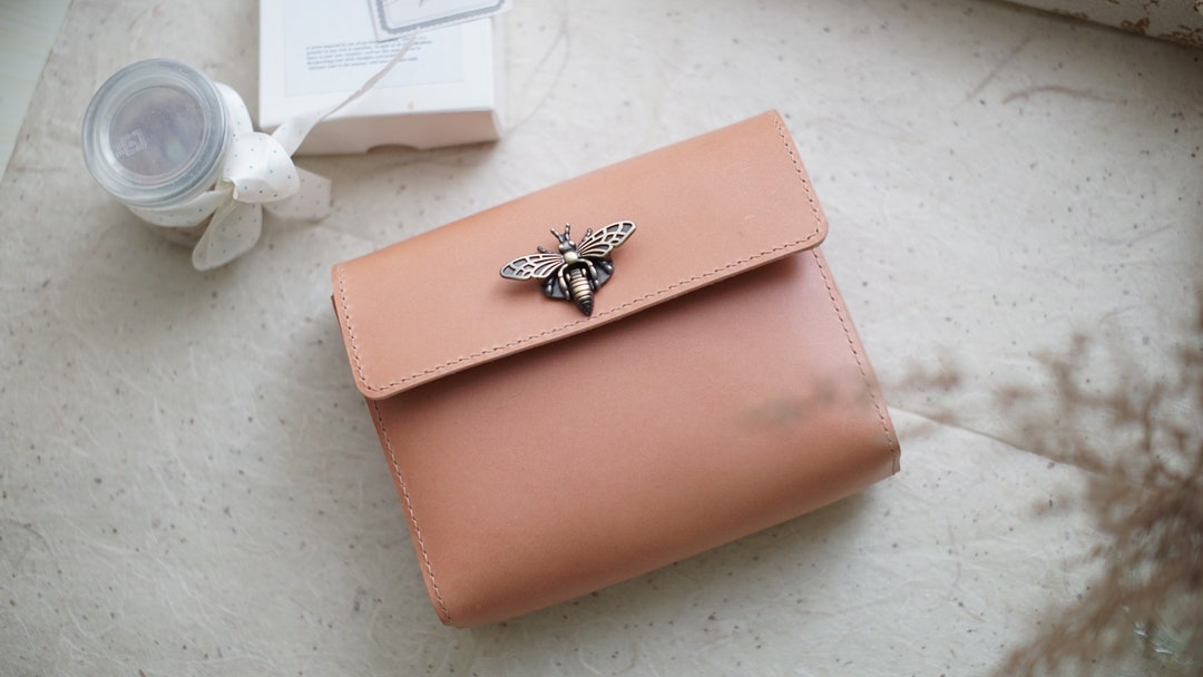 Bee Pouch: Postcard Size Paper & Sticker Organizer for Journaling ...