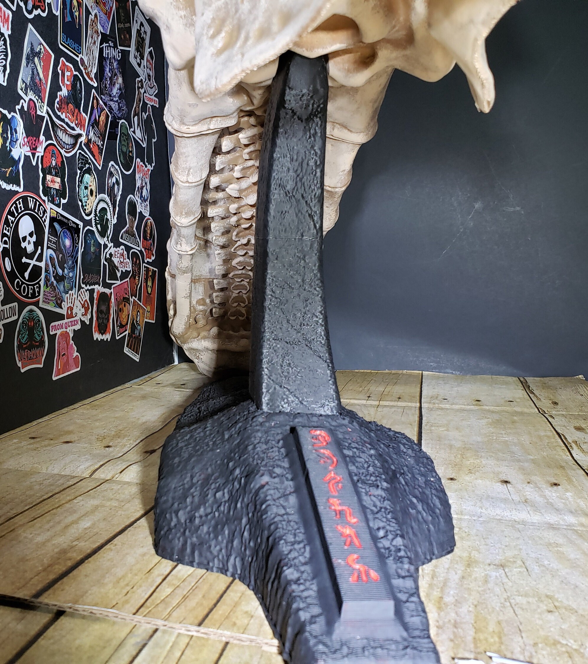 Giant Alien Xenomorph Skull With Full Base and Stand - Etsy