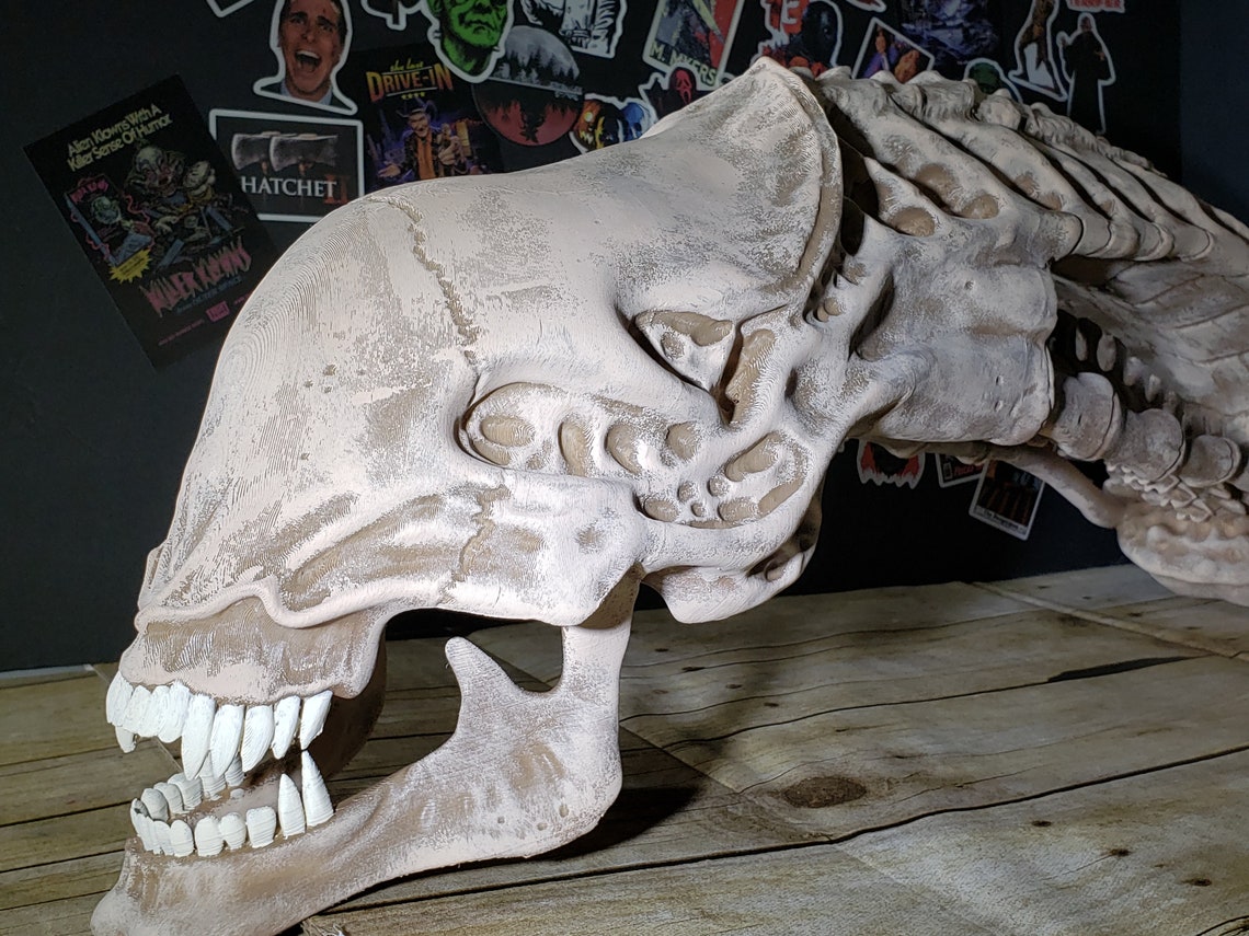 Giant Alien Xenomorph Skull With Full Base and Stand - Etsy
