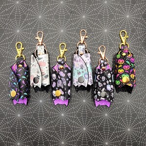 Bat Keychain, Halloween Key Fob, Bat Wing Accessory, Key Keeper, Spooky ...