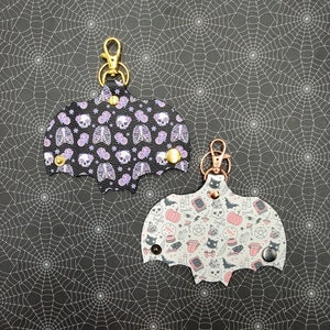 Bat Keychain, Halloween Key Fob, Bat Wing Accessory, Key Keeper, Spooky ...