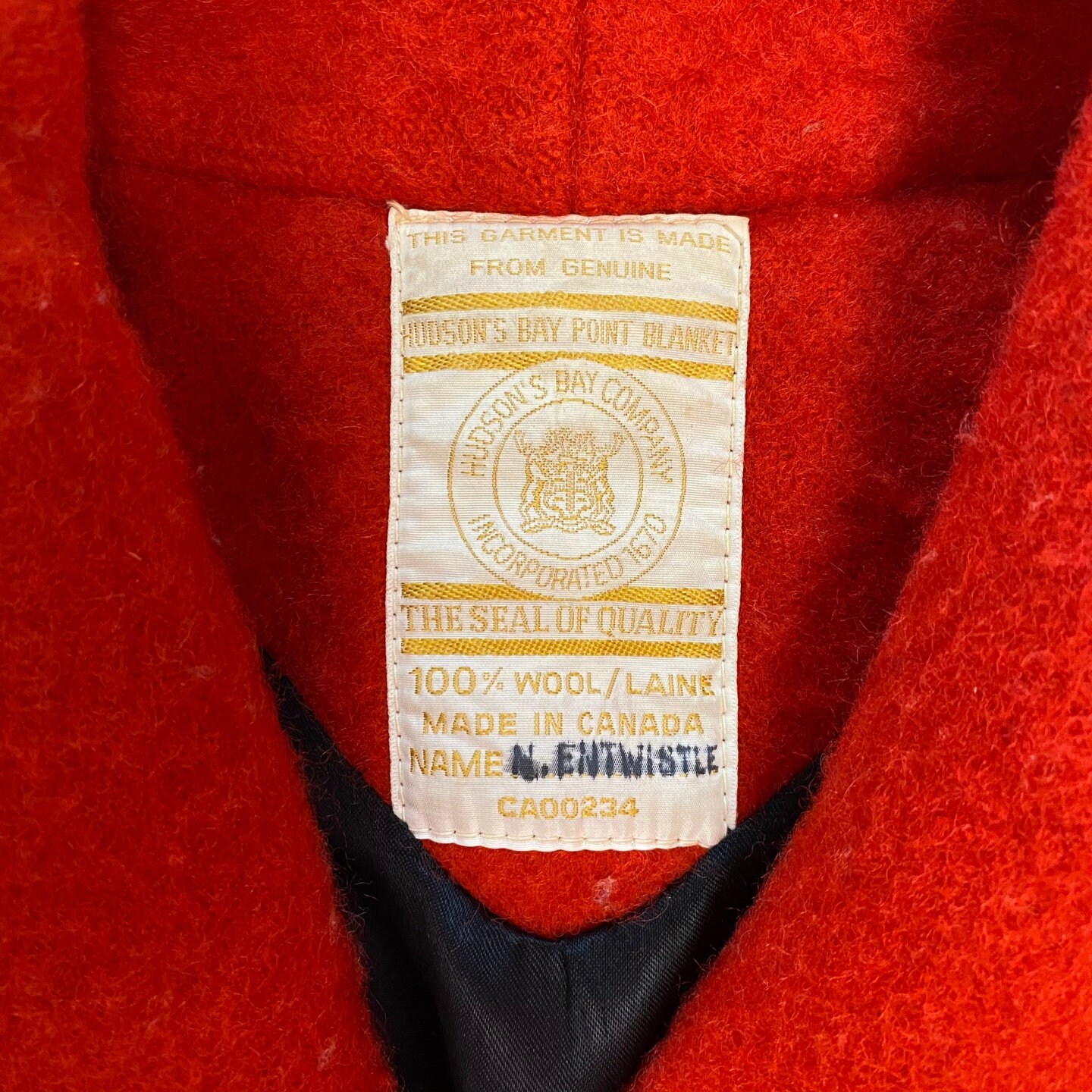 Vintage Hudson's Bay Company Red Point Blanket Pure Virgin Wool Trench ...