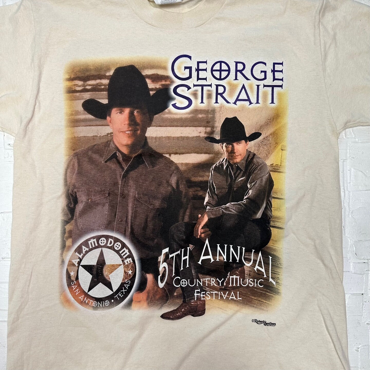 Vintage George Strait 5th Annual Country Music Festival Graphic T-shirt ...