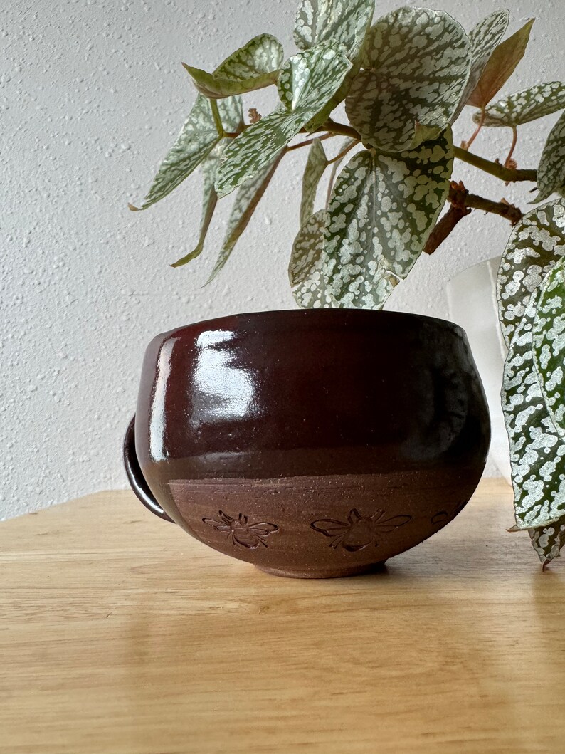 10oz Ceramic Bee Mug, Handmade Latte Mug, Red Ceramic Mug - Etsy