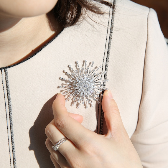 Large Rounded Floral style silver pin brooch Dandelion | Etsy