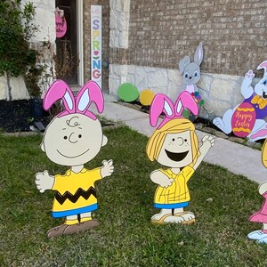 Peanuts Gang Easter Yard Art - Etsy
