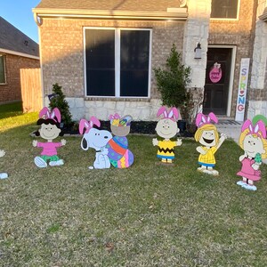 Peanuts Gang Easter Yard Art - Etsy