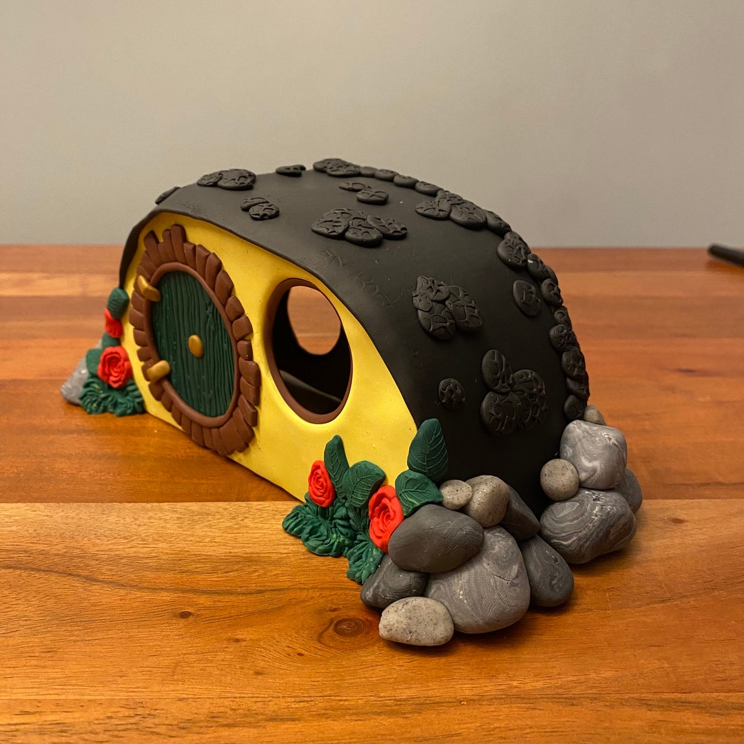 Hobbit-hole Fish Hide - Etsy