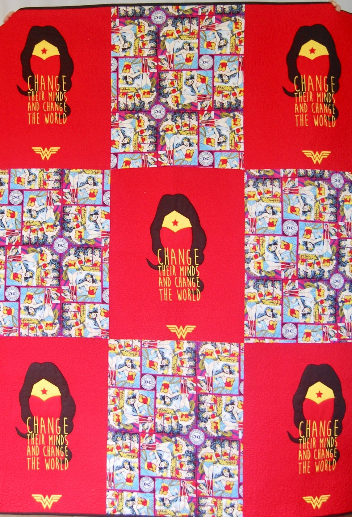 DC Comics Wonder Woman Quilt - Etsy