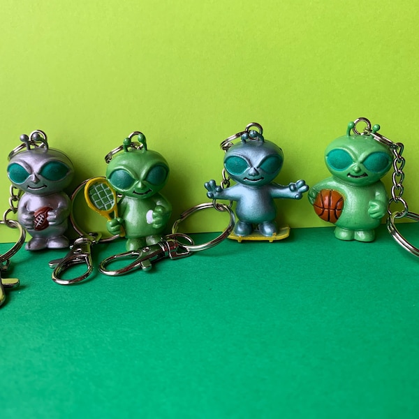 Alien Keychain - Etsy