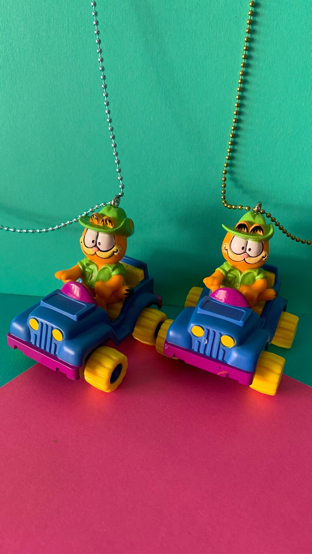 Vintage Garfield in Jeep 2.5 Mirror Car Charm/necklace, Ball Chain 28 ...