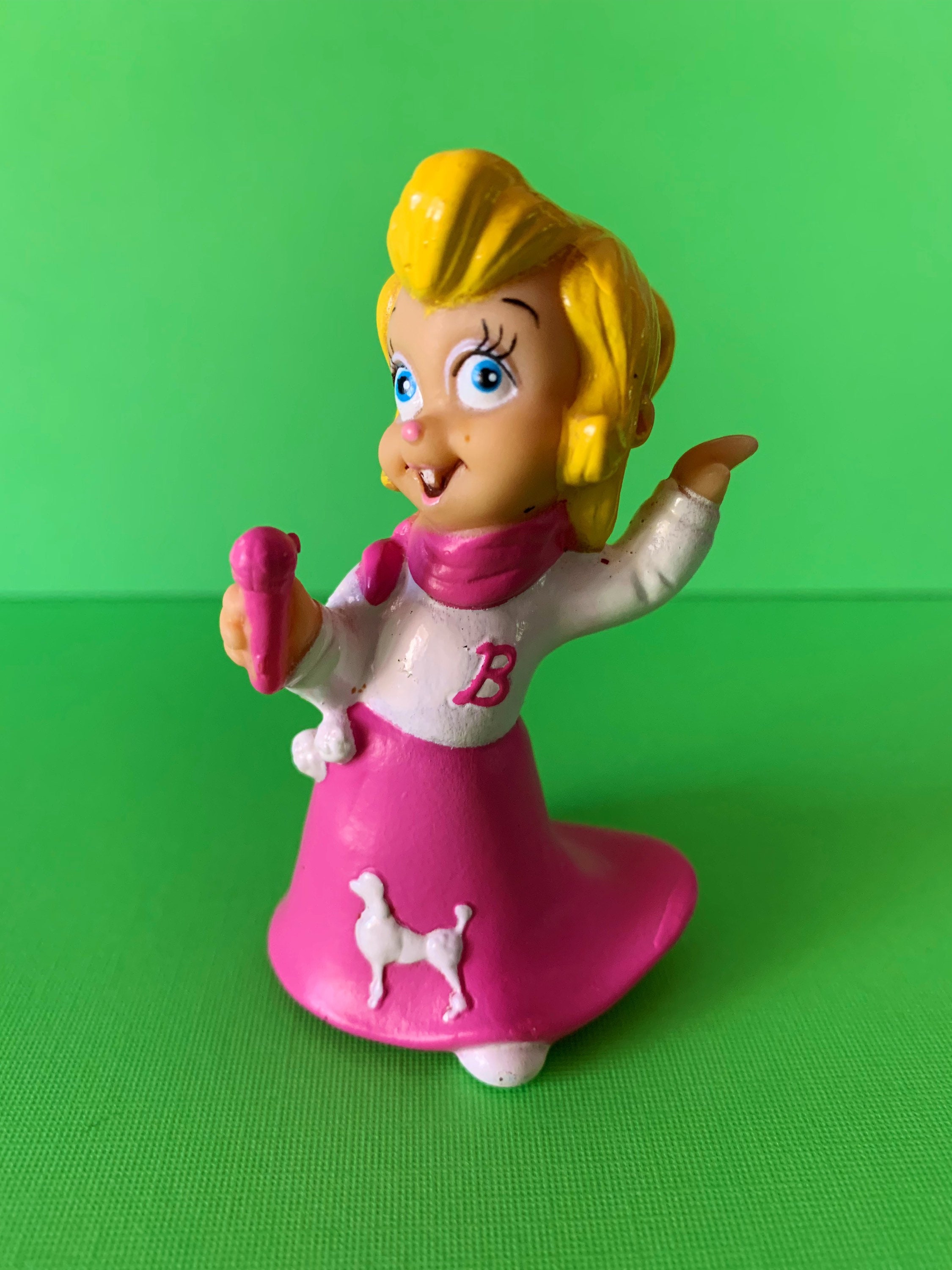 Alvin And The Chipmunks Brittany Costumes