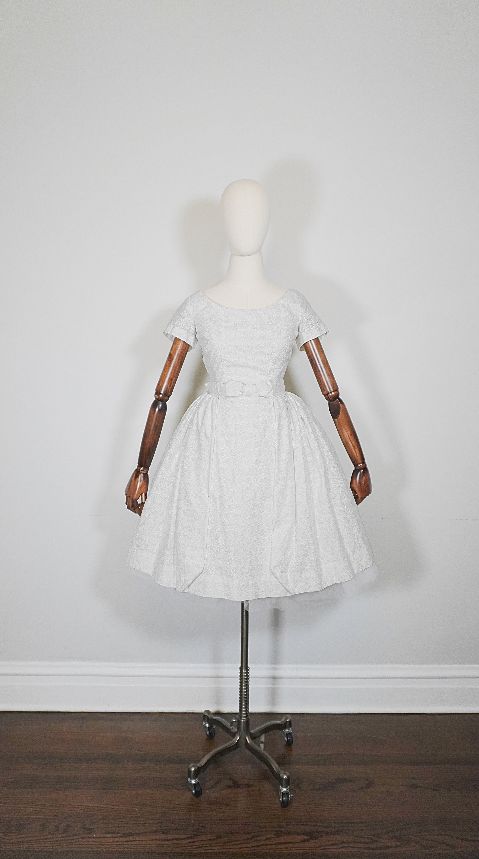 Petite Elegant Princess Style 1950s Fit and Flare Brocade DRESS With ...