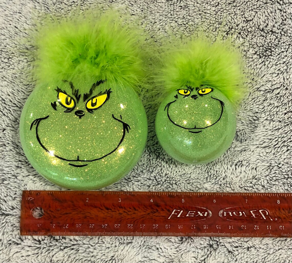 Grinch Bulb Ornaments - Etsy