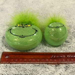 Grinch Bulb Ornaments - Etsy