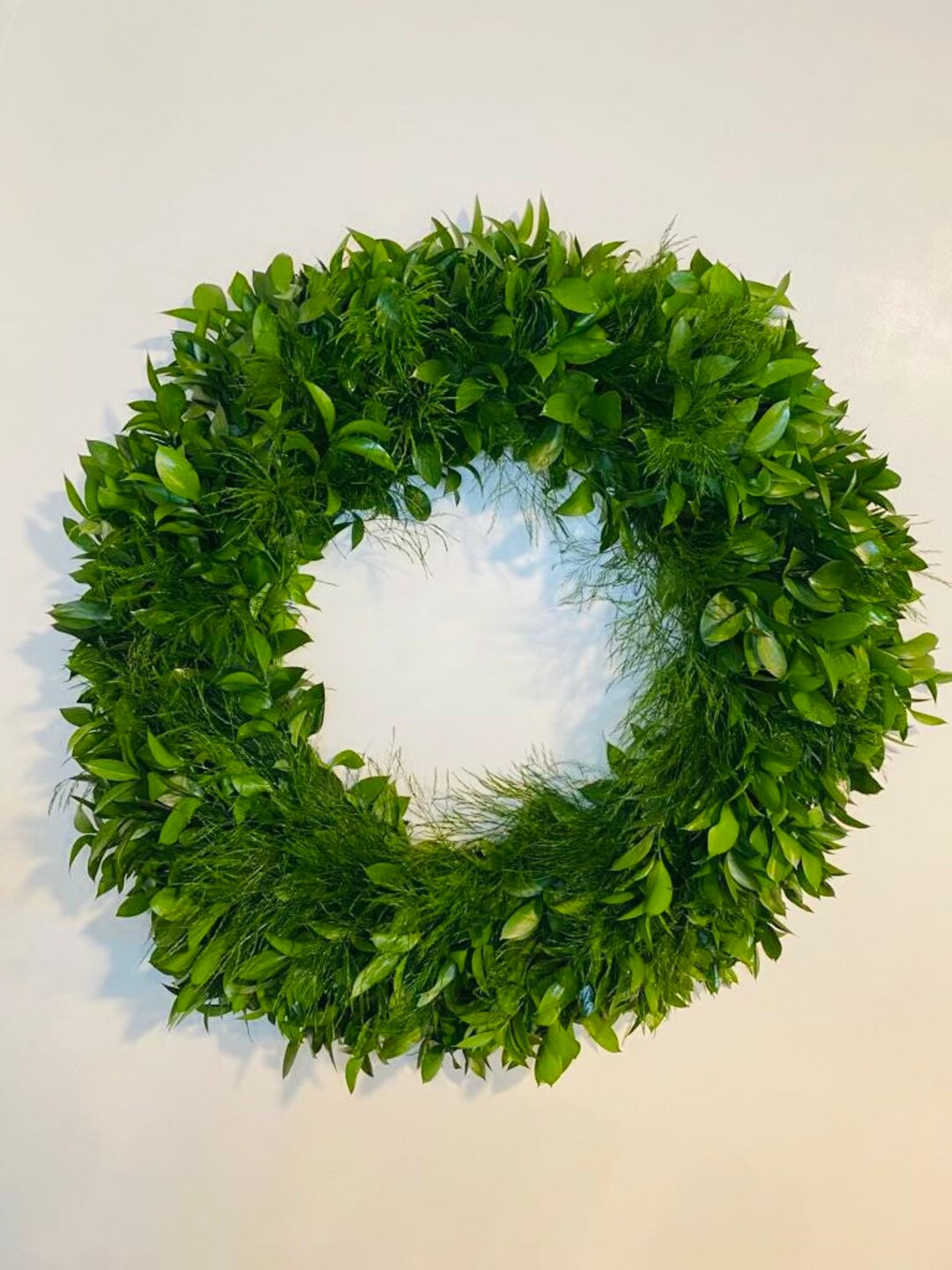 FRESH Ruscus and Deflexus Greenery Wreath — Front Door | Decor ...