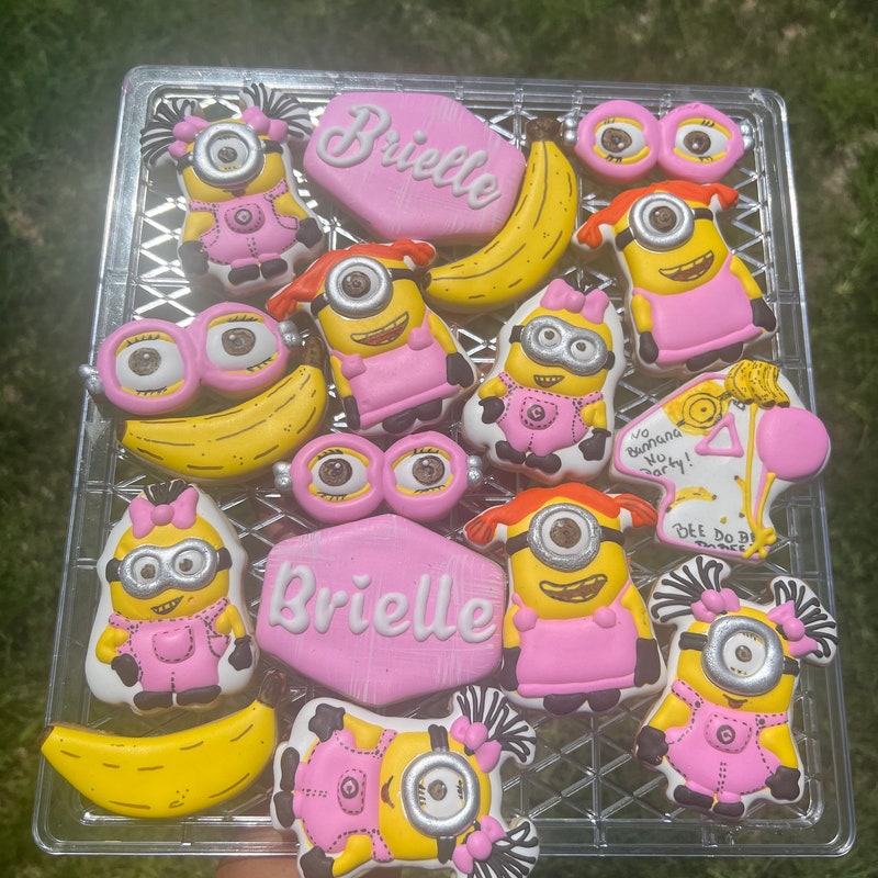 Minion Cookies - Etsy