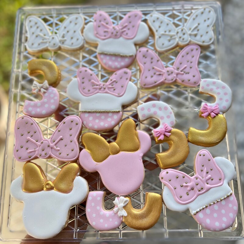 Minnie Mouse Cookie - Etsy