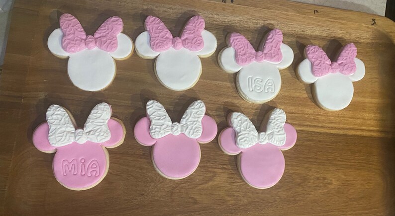 Minnie Mouse Fondant Sugar Cookies - Etsy