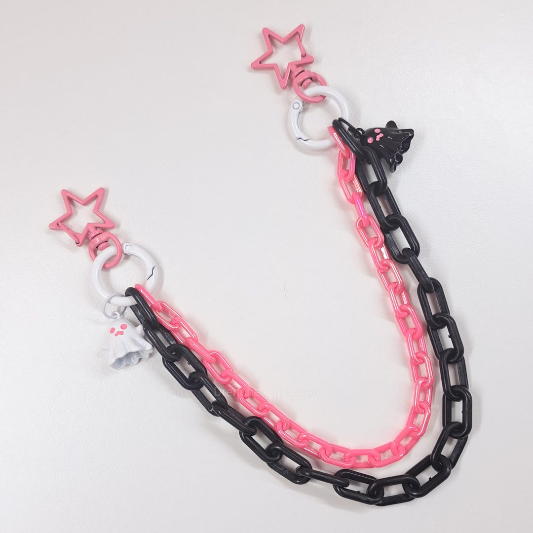 Pastel Goth Ghosts Layered Clip-on Chain, Cute Spooky Halloween Plastic ...