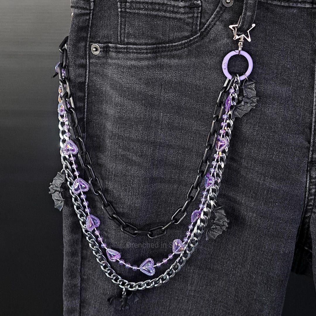 Pastel Goth Bats Layered Clip-on Chain, Cute Spooky Halloween Plastic ...