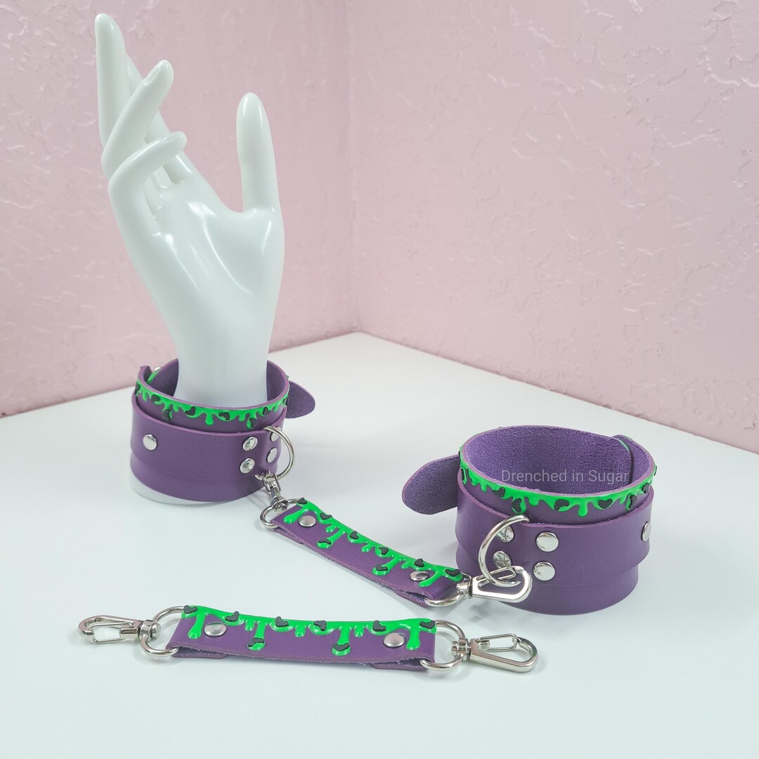 Spooky Drippy Bat Sprinkle Faux Leather Handcuff Set, Goth Restraints ...