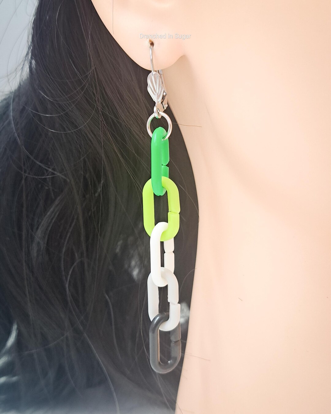 Kawaii Colorful Plastic Chain Link Earrings, Aromantic Pride Flag ...