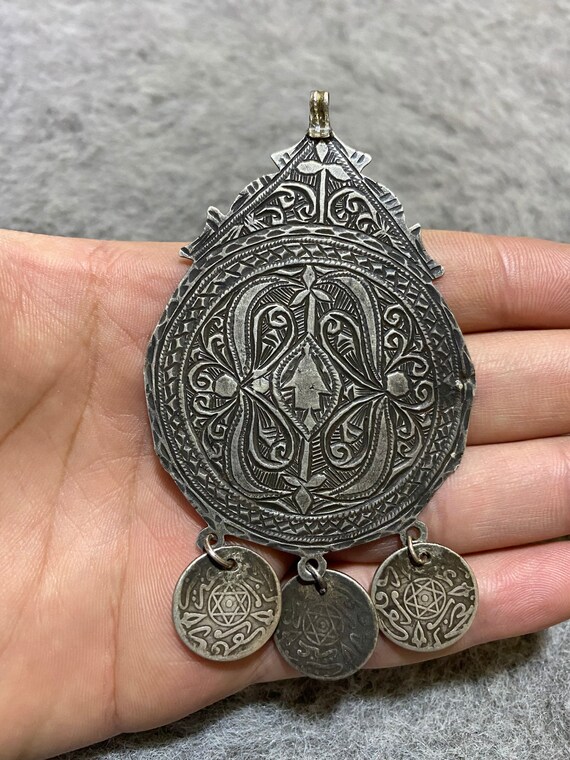 Old Moroccan Silver Berber Pendant,Handmade Berber Pe… - Gem