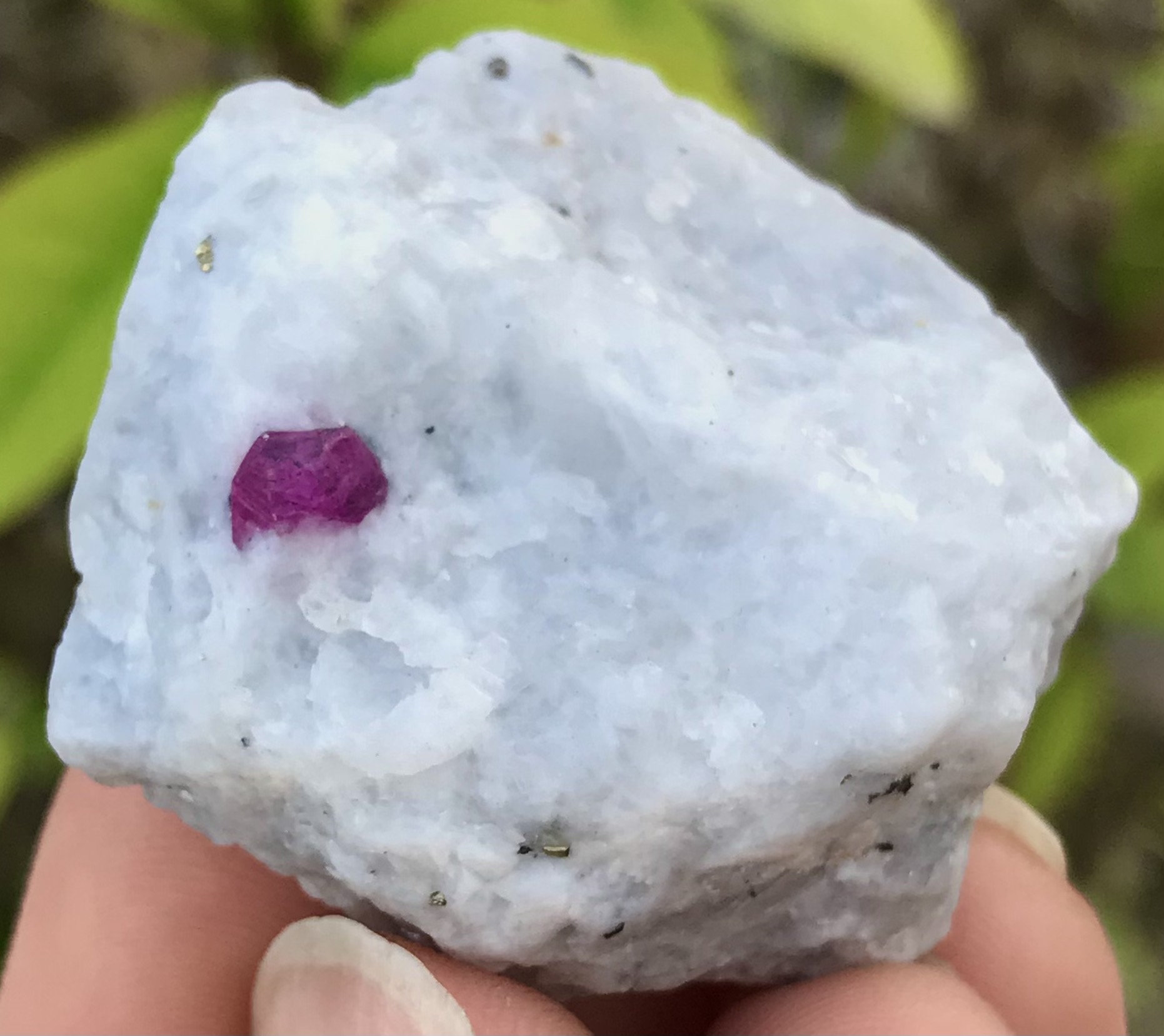 Rocks & Geodes 134 Carats Museum Grade Damage Free Deep Red Ruby Beryl ...