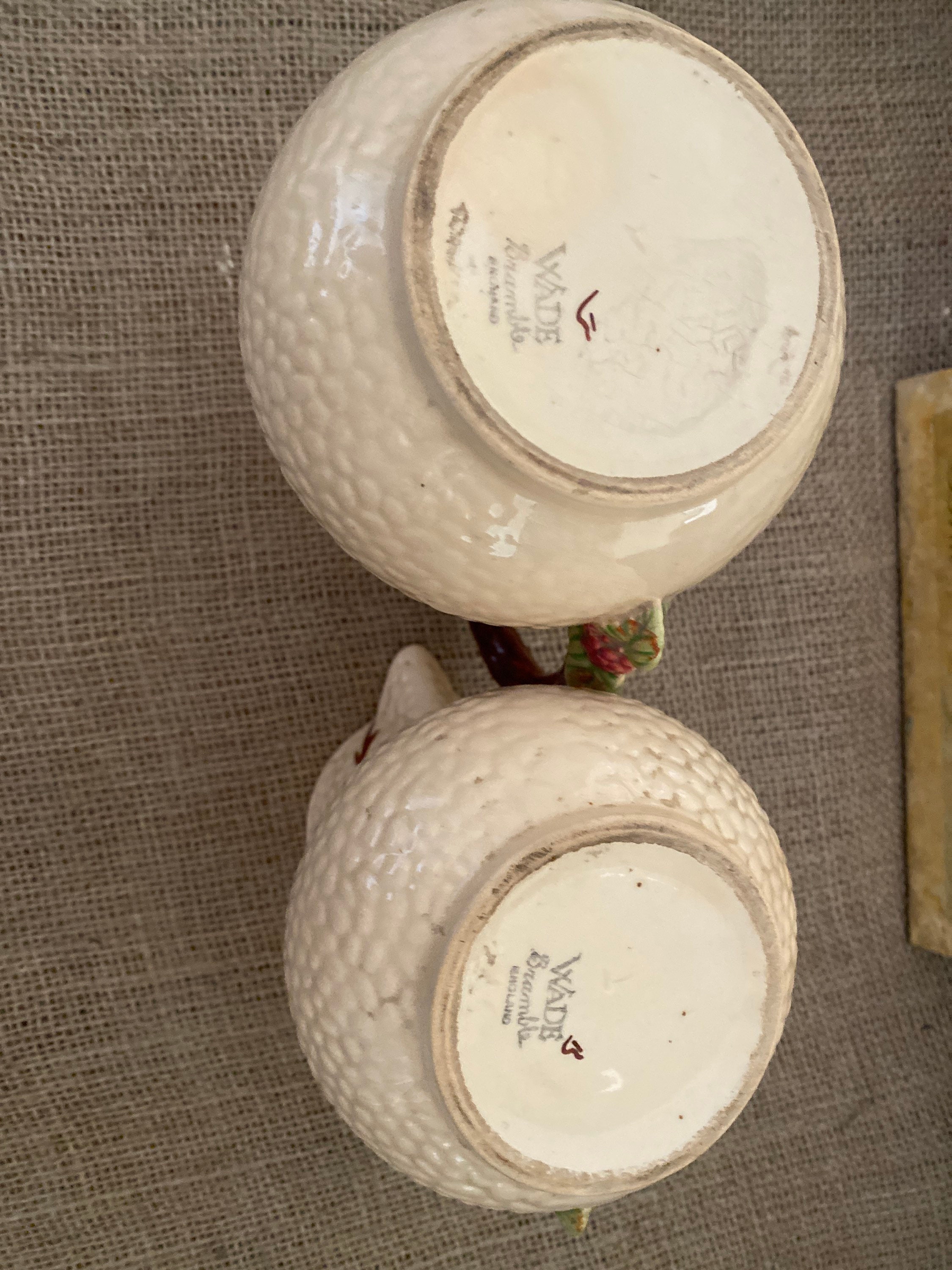 A Pair of Beautiful 1950s WADE Pottery Bramble Design Hand Painted Jugs ...
