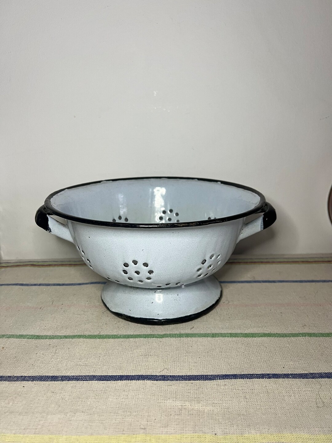 A Solid, Rustic Light Grey Speckled Vintage Enamel Colander With Black ...