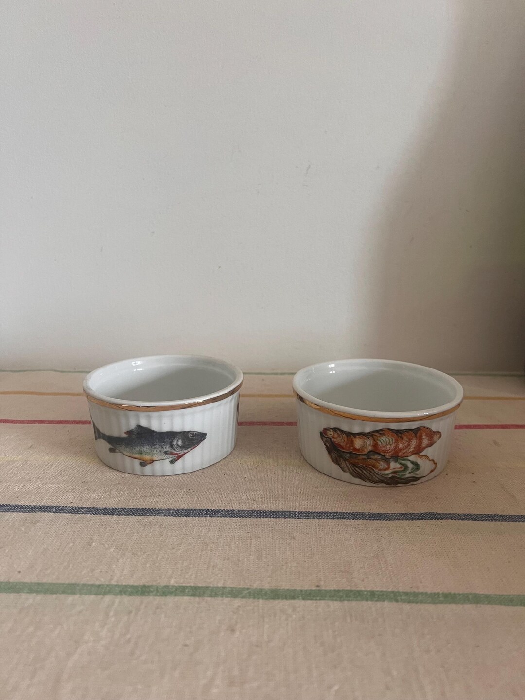 A Lovely Pair of Apilco Shell Fish Oven Proof Porcelain Individual ...