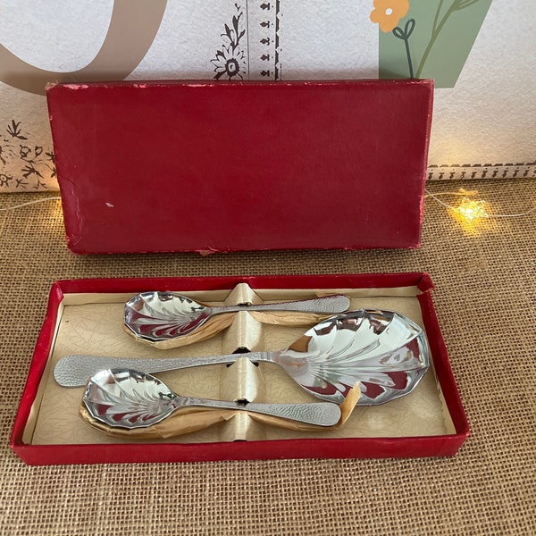 Fan Shaped Box - Etsy