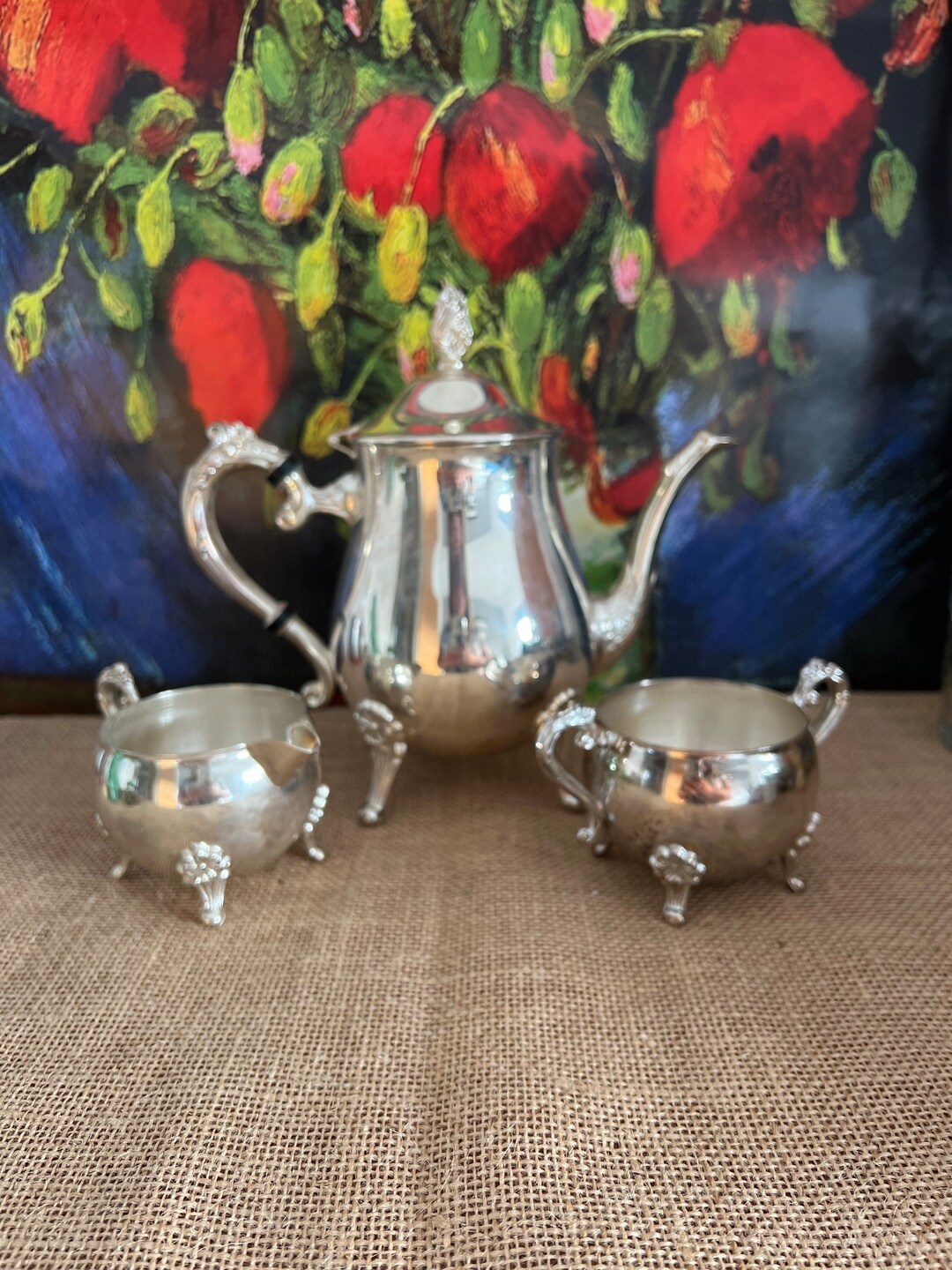 A Decorative Vintage Viners Trio of Silver Plated Coffee Pot With ...