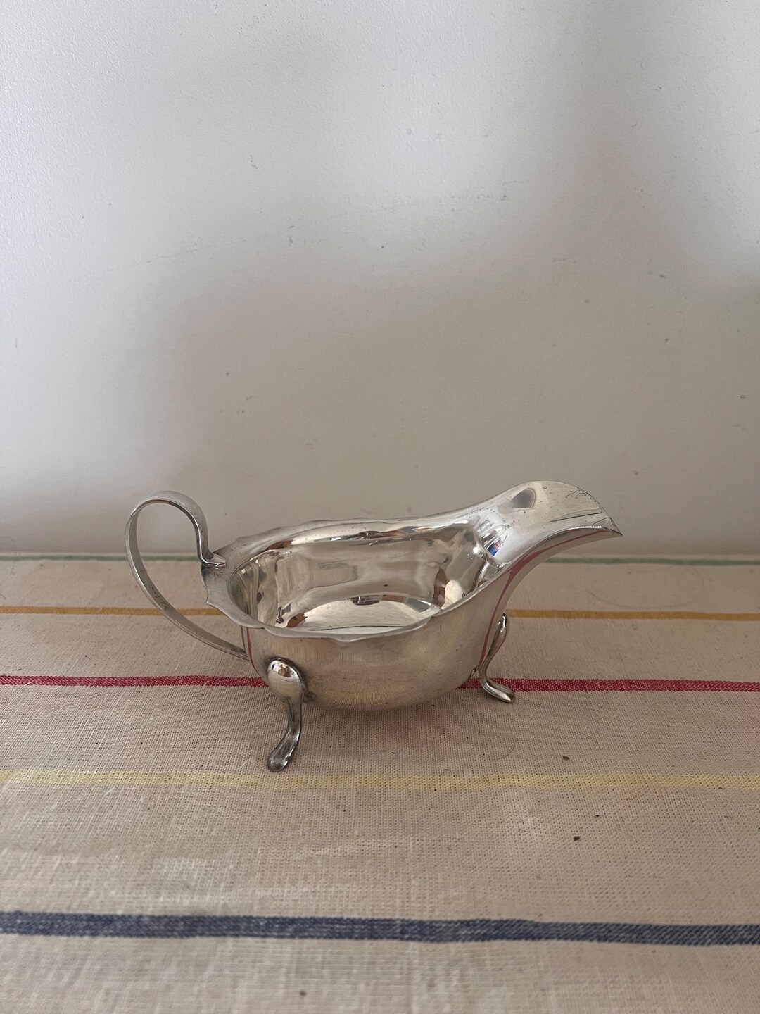 A Sheffield Alpha Plate - Cutlers Company Silver Plated EPNS 1/2 Pint ...