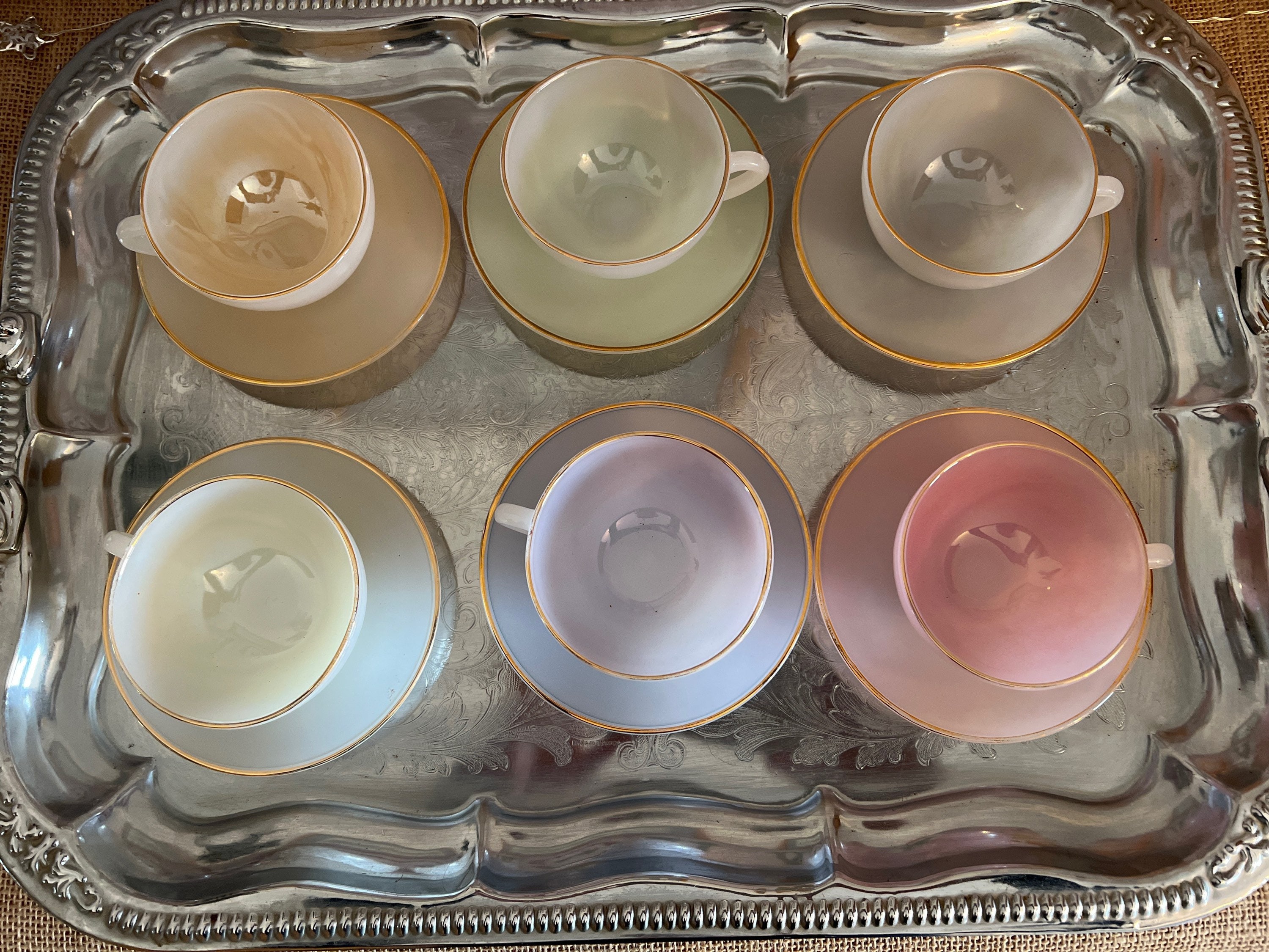 An Original 1950s Vintage Arcopal Harlequin Tea Set Comprising Six 8.5 ...