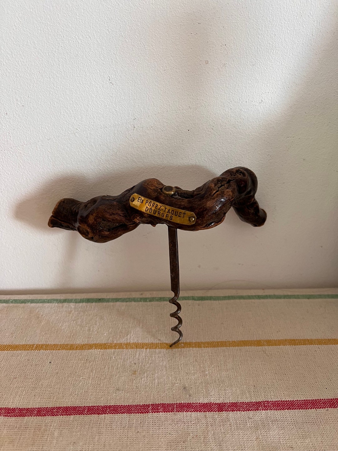 An Original Rustic Gnarled Vine Wooden Handled Corkscrew - Ets Porez ...
