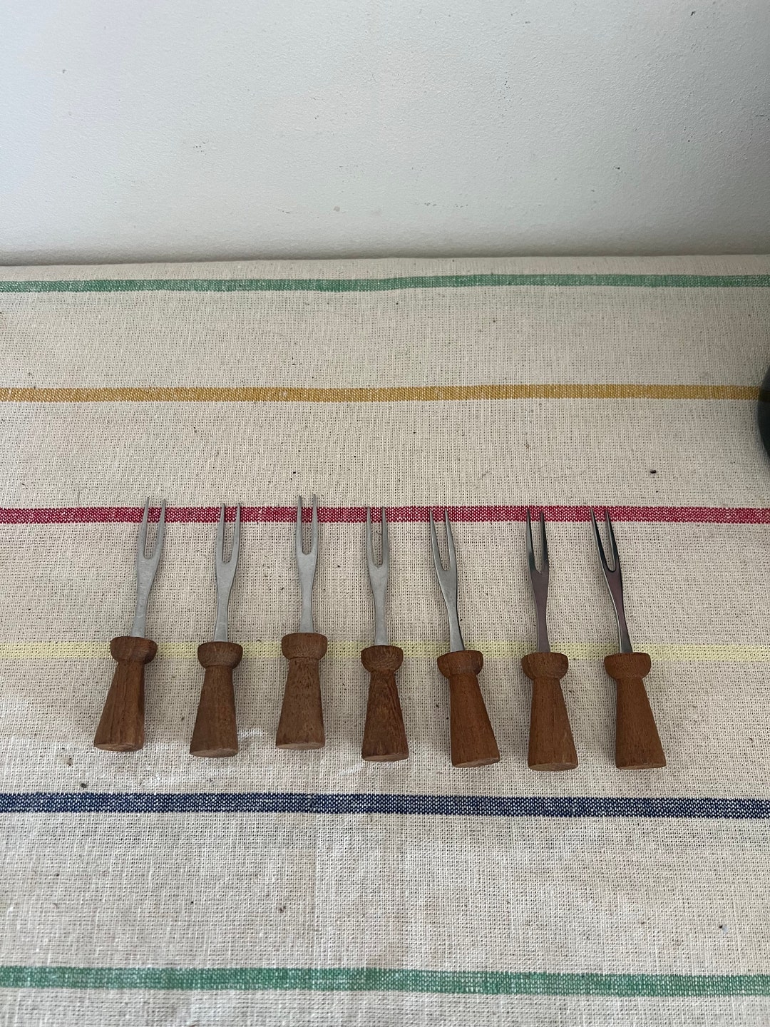 A Set of Seven Sweetcorn Forks With Wooden Handles and Stainless Steel ...