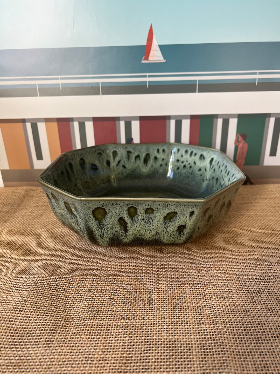 A Large Vintage Fosters Pottery Green Honey Comb Octagonal Salad ...