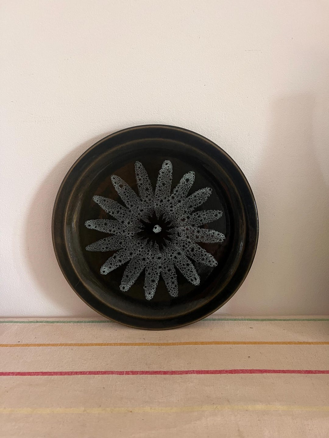 A Beautiful Dark Green Lotus Pottery Dish Made by Stoke Garden & Devon ...