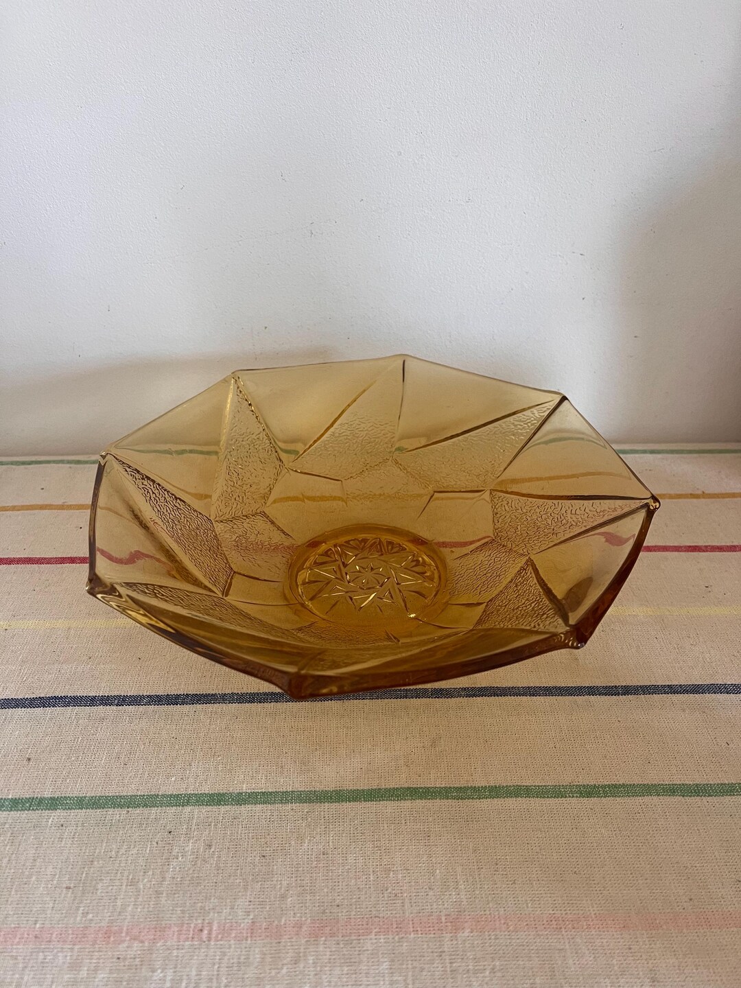 A Beautiful Sowerby Art Deco 1930s Retro Octagonal Amber Glass Fruit or ...