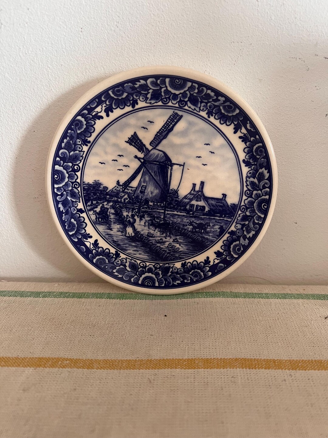 A Beautiful Delft Blue Dutch Holland China Hand Painted Blue and White ...