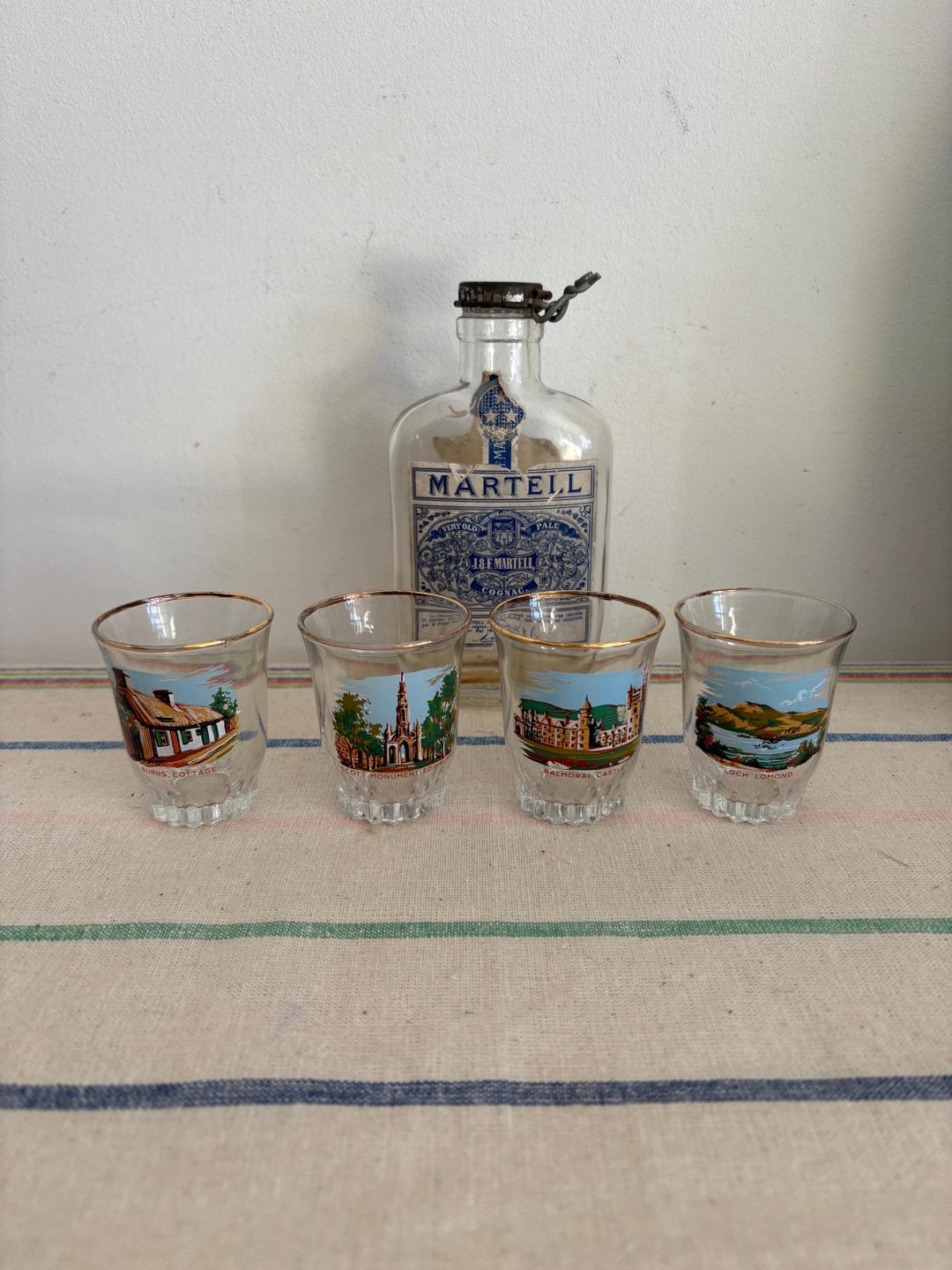 An Original 1950s Set of 4 Scottish Scenes Shot Glasses With Six ...