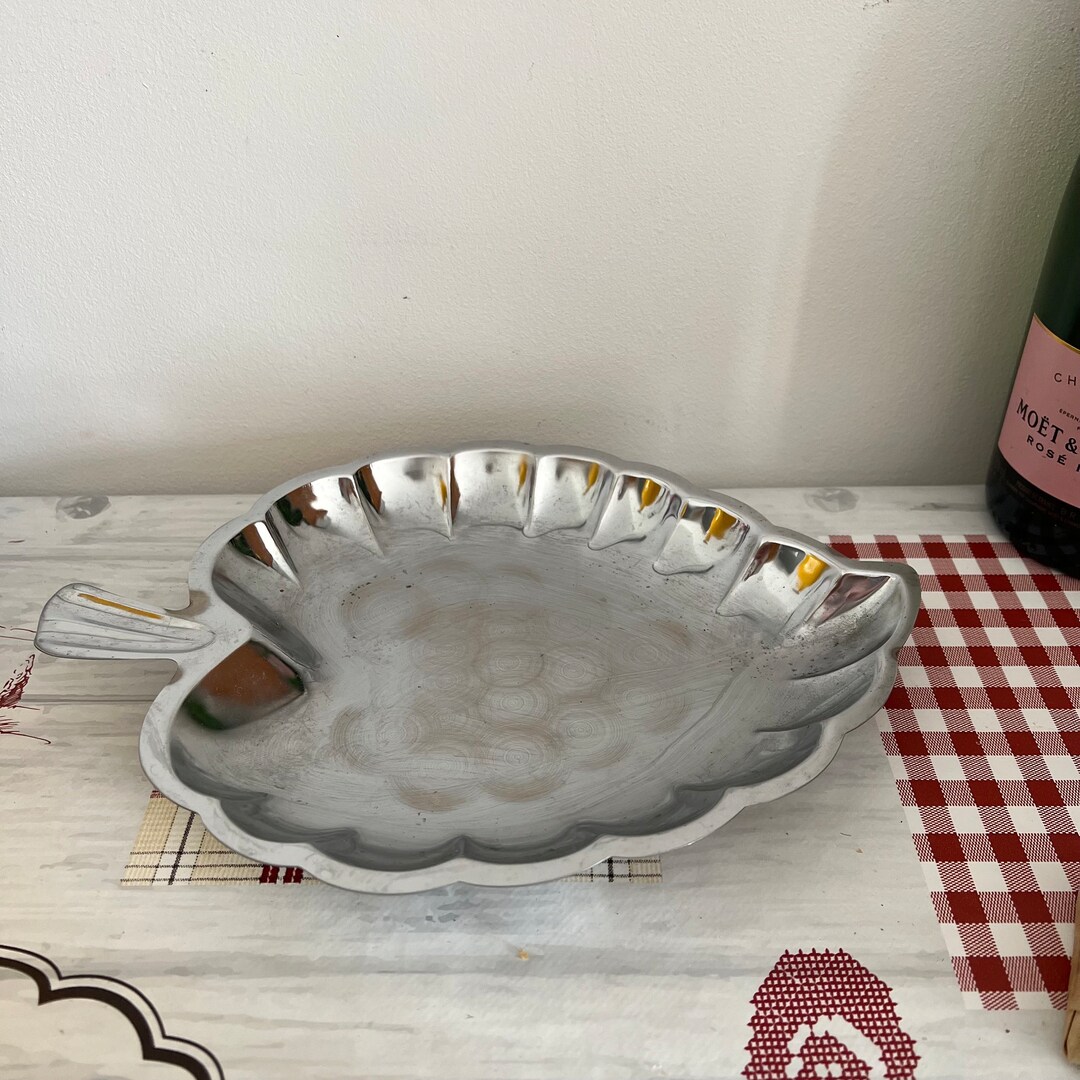 Vintage Leaf Shaped Design Stainless Steel Trinket Disk or Snack ...