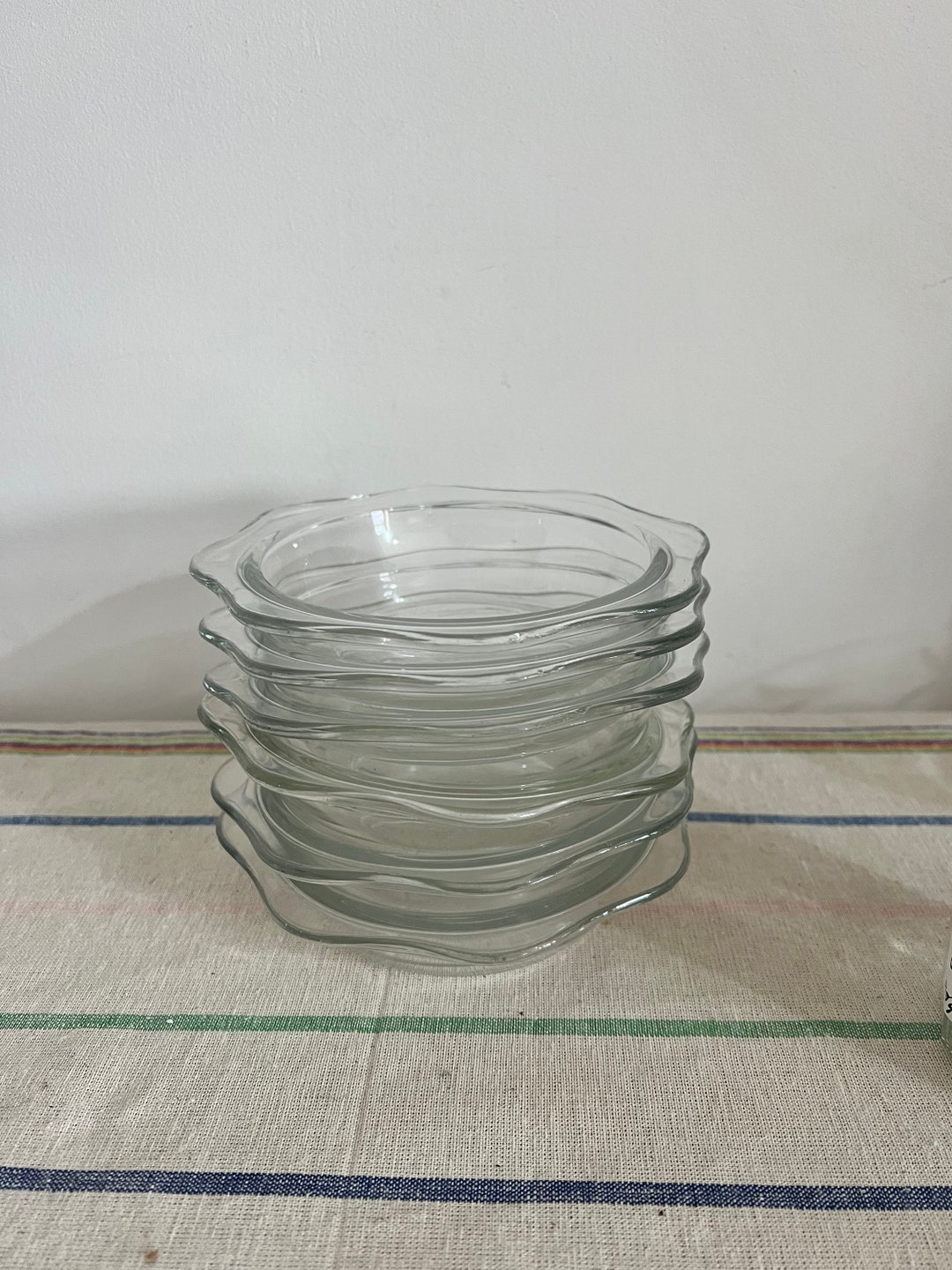 A Set of 6 JAJ Vintage Matching Pressed Glass Bowls. Use to Serve ...