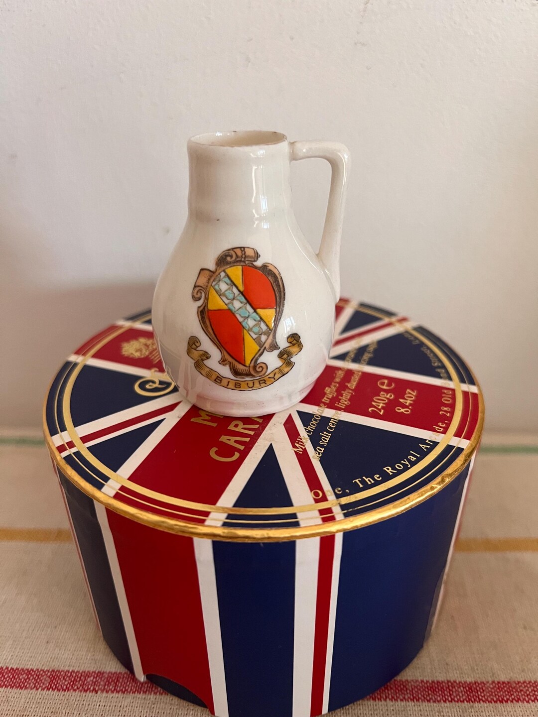 Collectable Antique Crested Bone China GOSS Model With Coat of Arms of ...