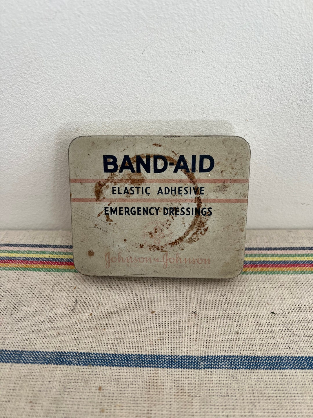 An Original Vintage Band Aid Elastic Adhesive Emergency Dressings - Etsy