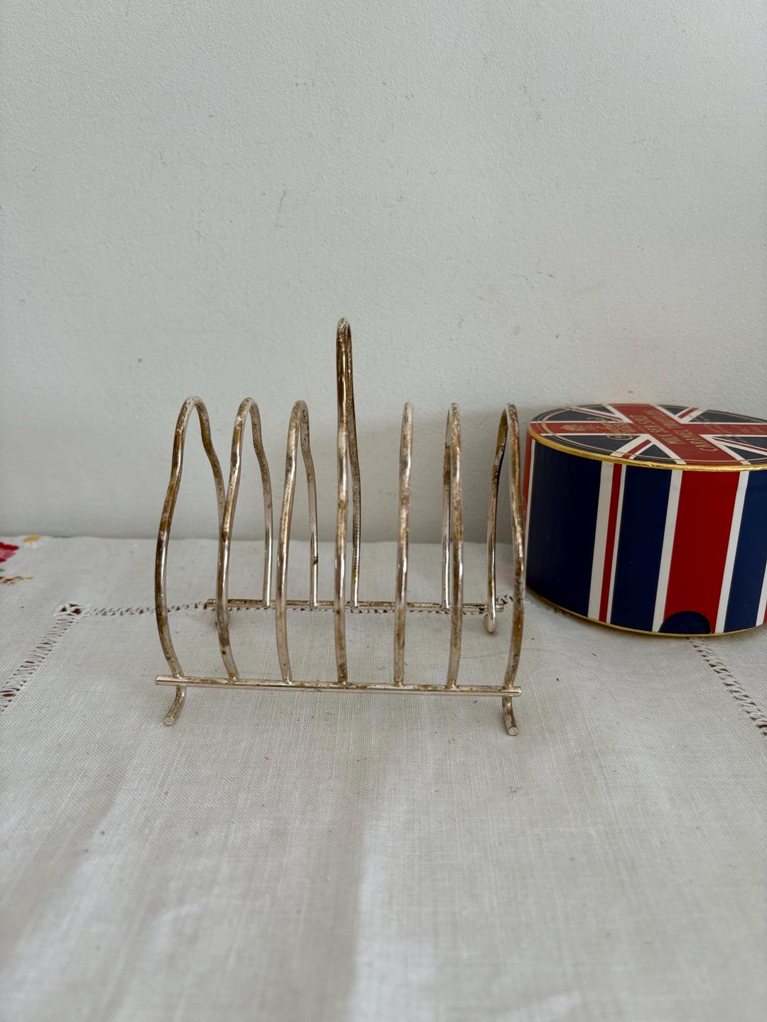 A Classic Silver Plated Six Slice Toast Rack to Brighten up Your ...